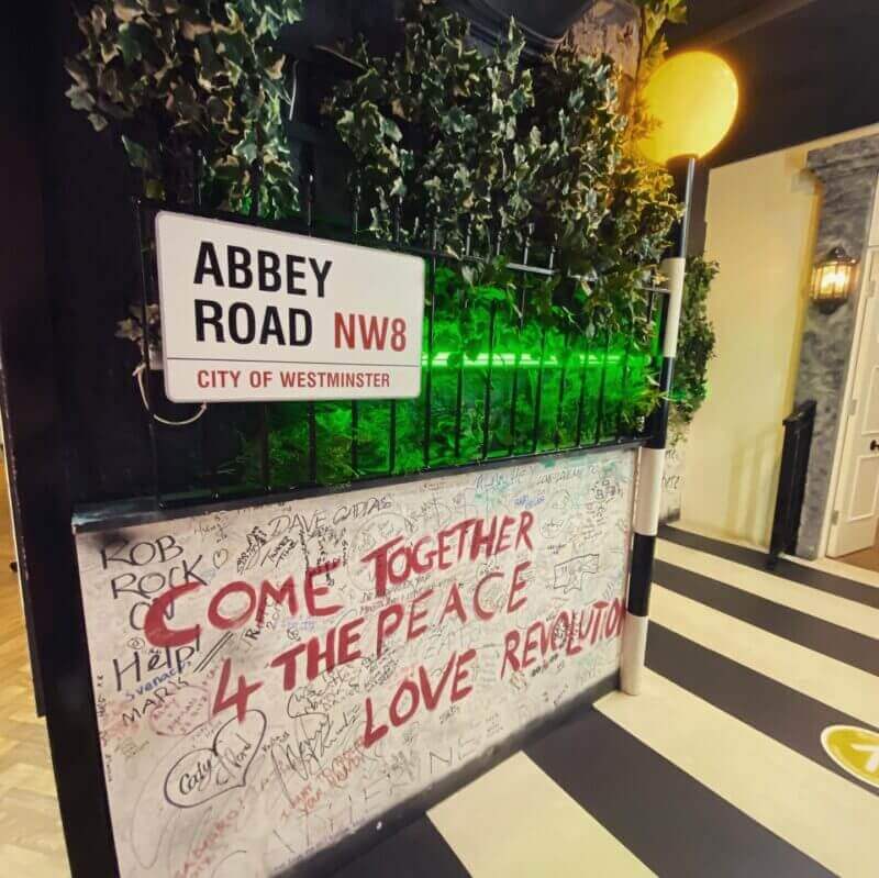 Postcard Series: Liverpool, England - Tiffany Wanders